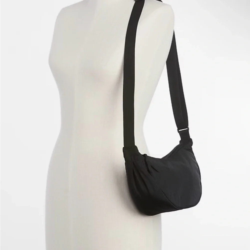 GAP Factory | Bags | Nwt Gap Factory Gapfit Nylon Crossbody Bag | Poshmark